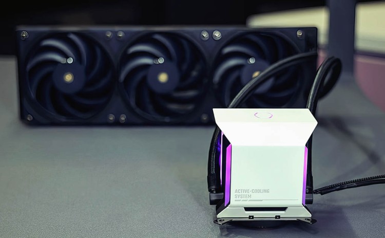 Refroidissement Liquide G11 AIO : L’Innovation de Cooler Master au CES ...